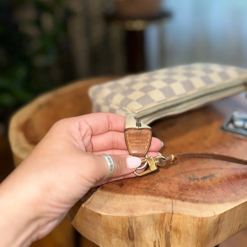 Louis Vuitton | Bags | Authentic Louis Vuitton Damier Azur Pochette ...